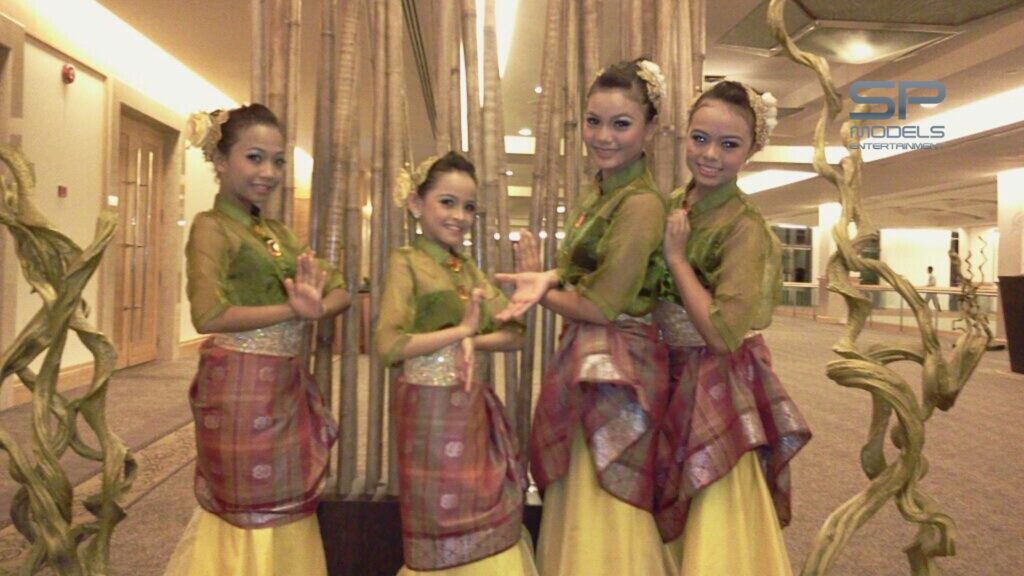 1Malaysia Kids Cultural Dance Show in Kuala Lumpur – Traditional ...