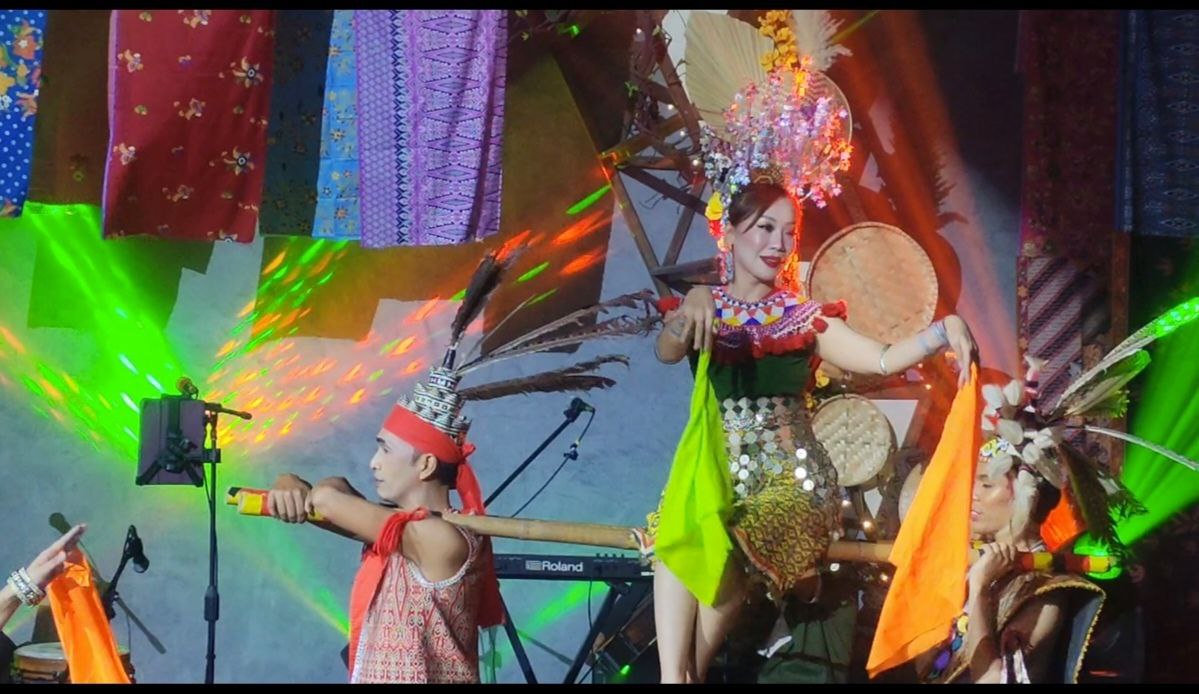 Borneo Traditional & Bamboo Dance Kuala Lumpur | Cultural Show - SP ...
